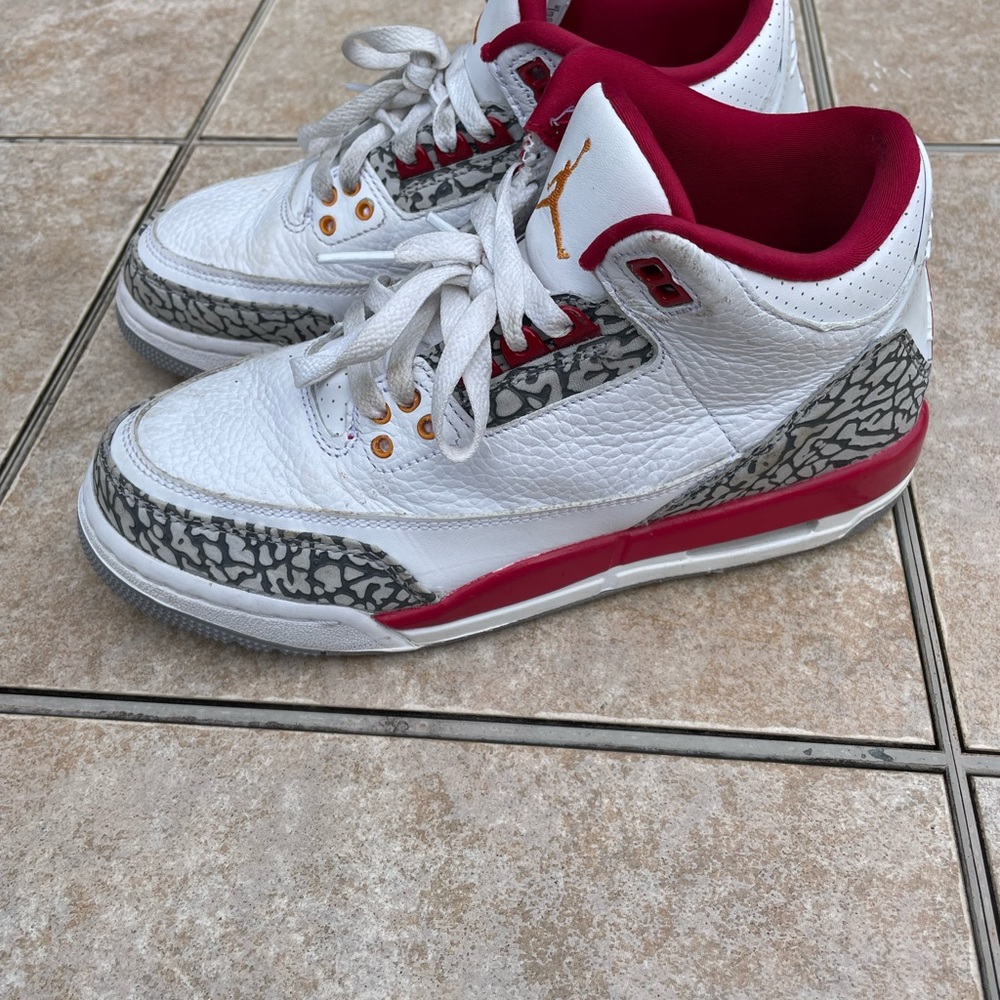 Air Jordan 3 Retro Cardinal Red - Gem